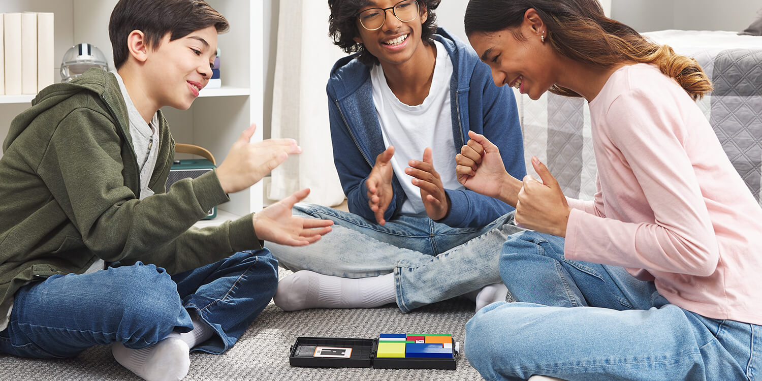 The Official Rubik’s Cube | Products | Rubik's Gridlock