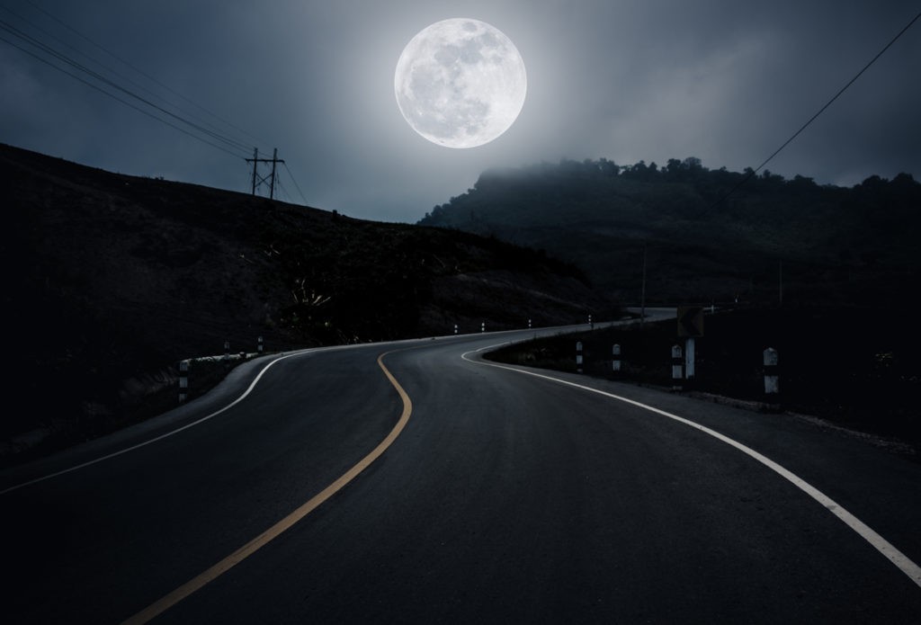 Five of the Most Haunted Roads in America | Flock Freight