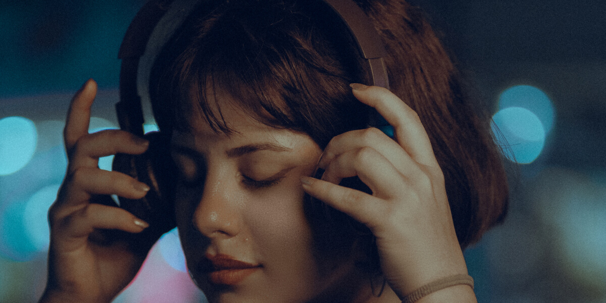 Beyond the Mic: Unveiling the World of Podcasting