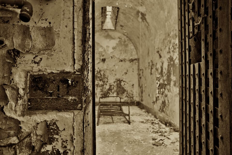 Breaking Into a Bolivian Prison