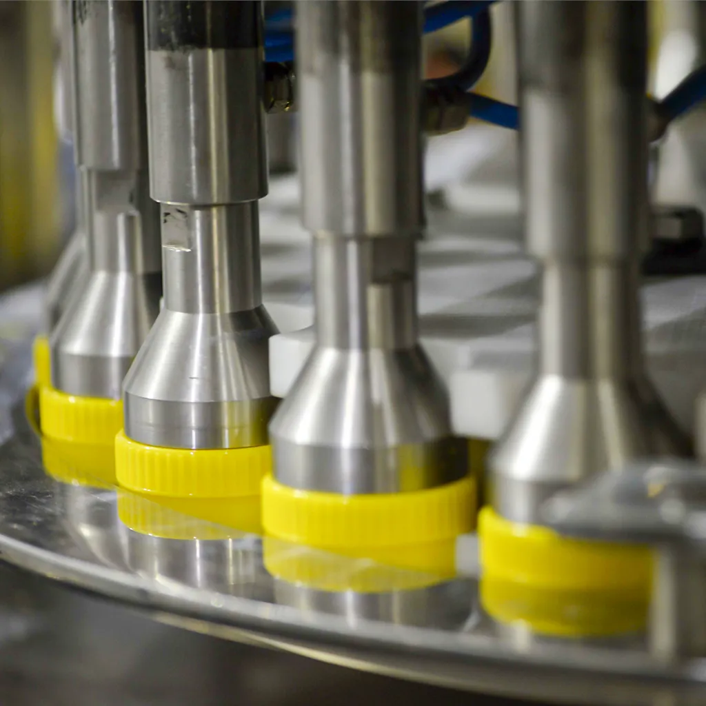 Viroplastic: stampaggio tappi in plastica in Italia