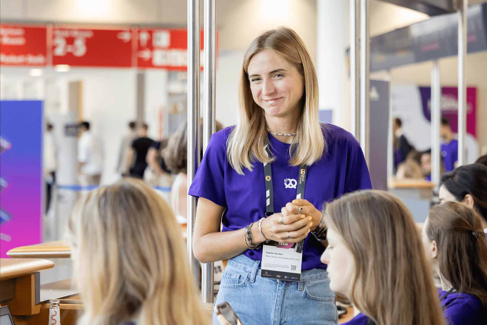 Become a Volunteer at health.tech Conference