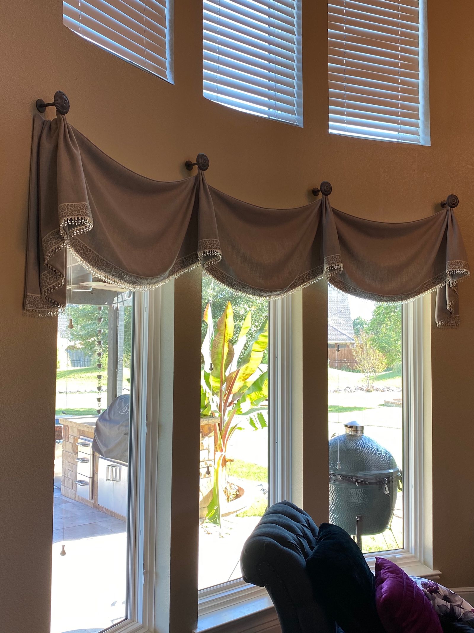 Window Valances Create the Perfect Touch
