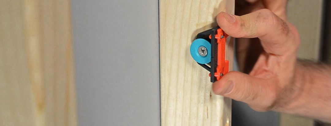 Button-fix - The hidden detail that holds everything together