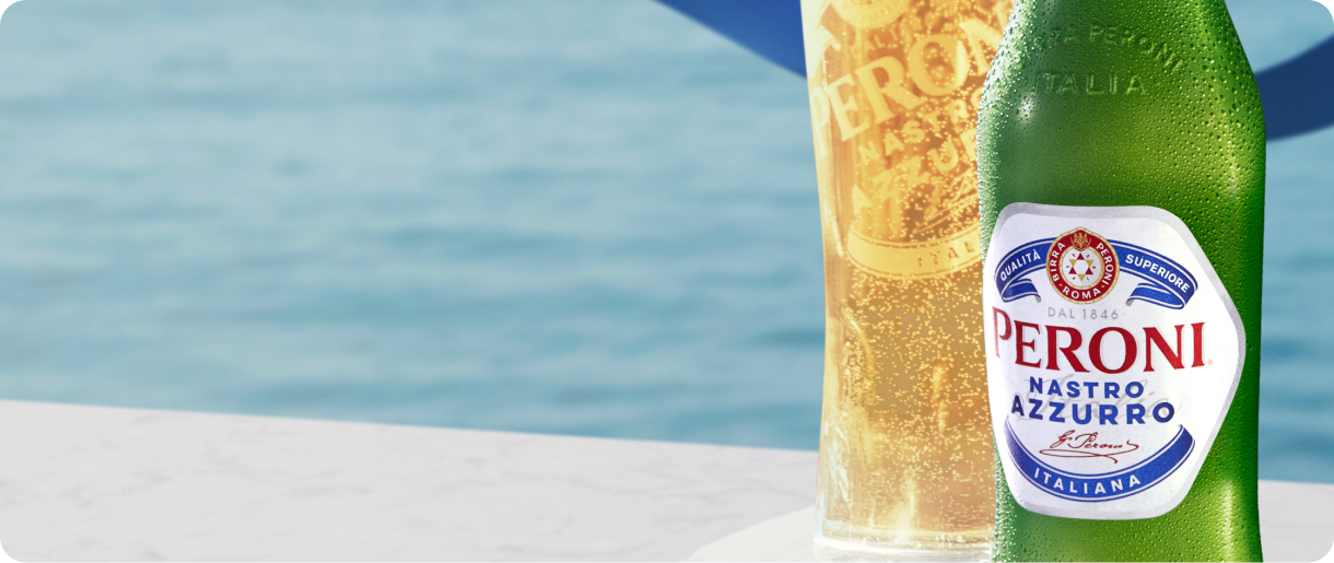 Peroni Nastro Azzurro Stile Capri: la birra premium rinfrescante