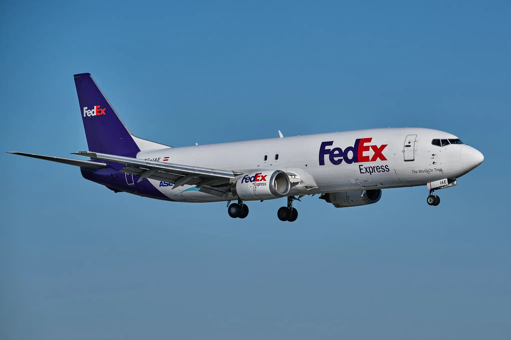 Boeing 737-400SF | Reliable Freight Transport | Fliteline