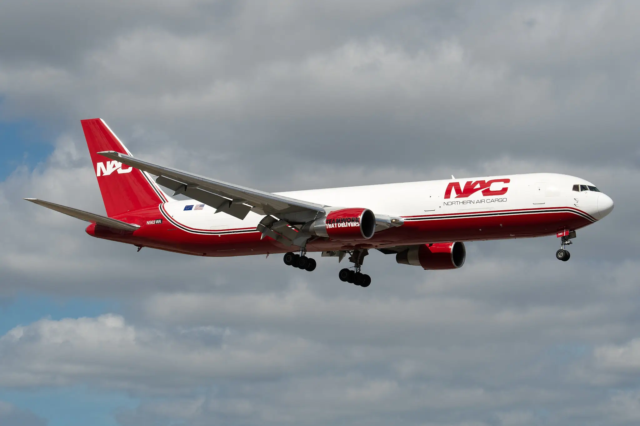 Boeing 767-300BCF | Extended Range Cargo Aircraft | Fliteline