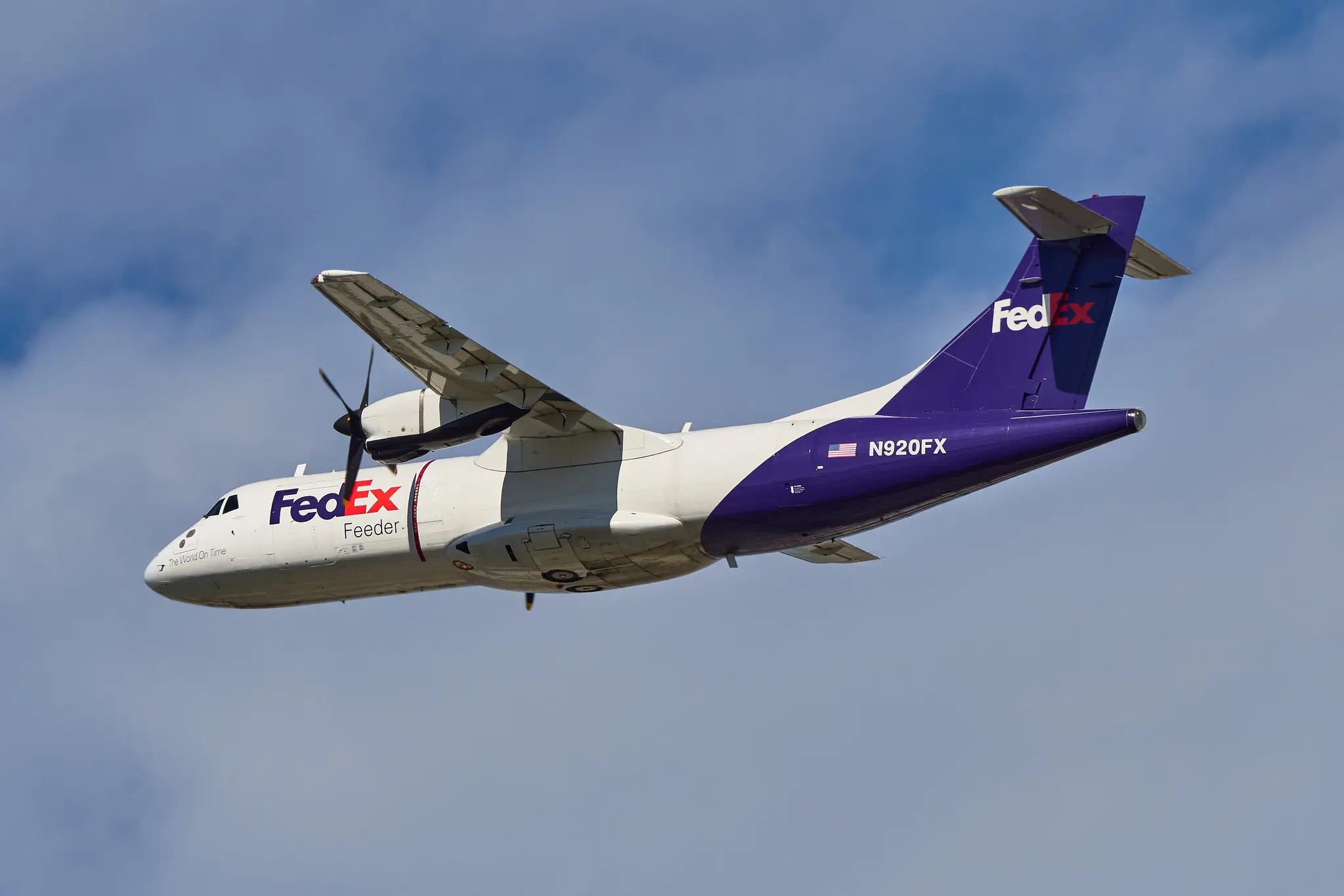 ATR 42-300F Bulk | Compact & Efficient Cargo Aircraft | Fliteline