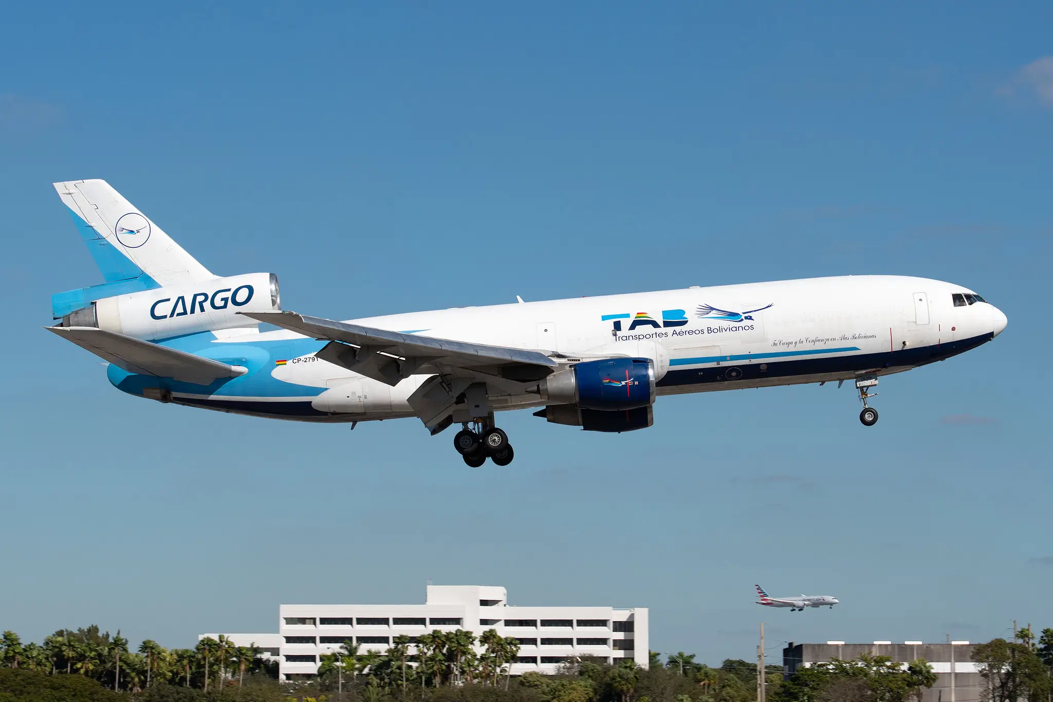 MD-10-30F | Modern Mid-Size Freighter | Fliteline