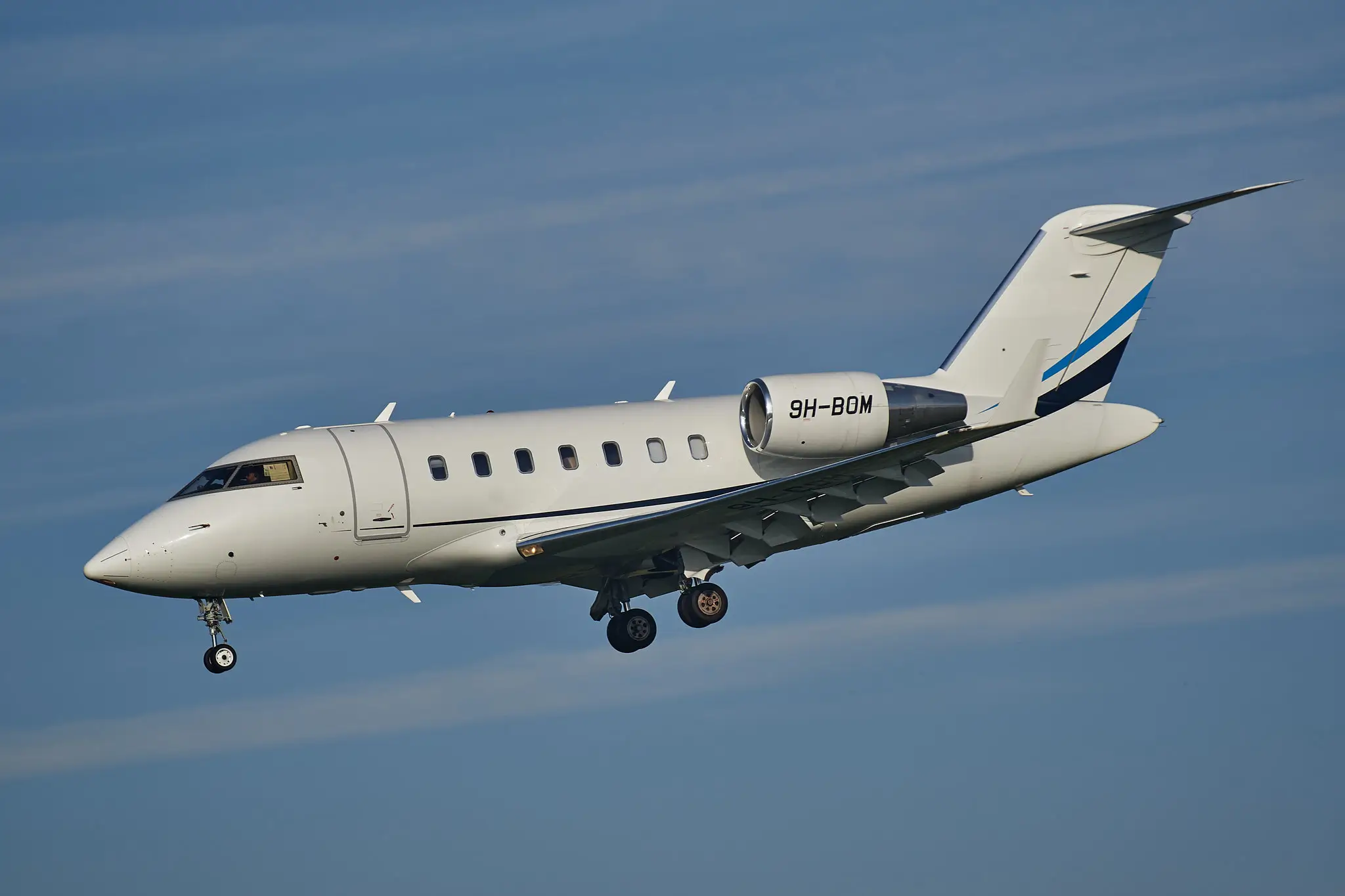 Challenger 605 | Modern Upgrades, Classic Comfort | Fliteline