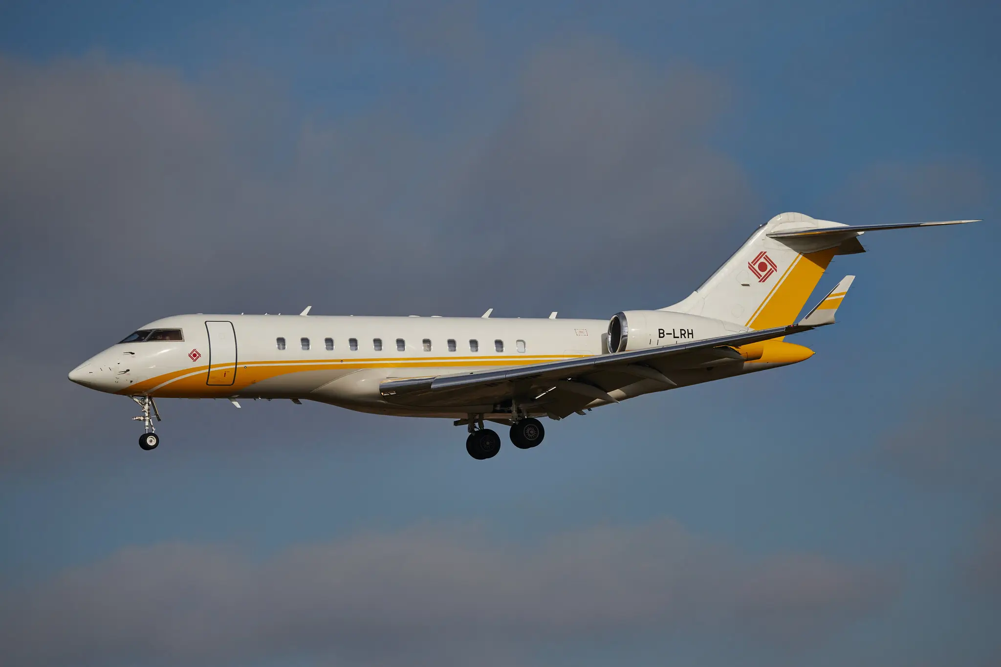 Global 5000 | Unparalleled Range and Comfort | Fliteline