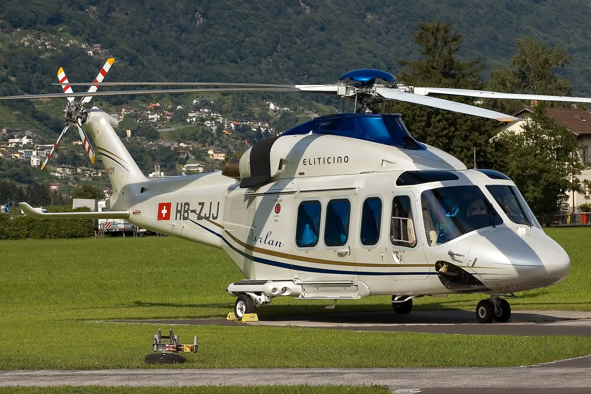 Agusta Westland AW139 | Advanced Medium-Lift Helicopter | Fliteline