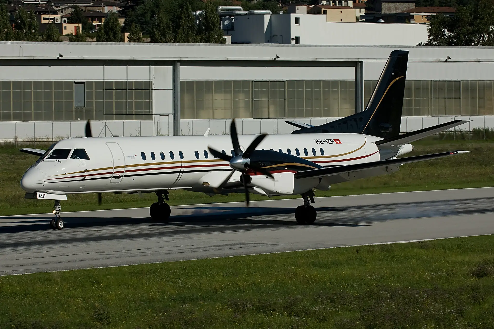 Saab 2000 | Fast Turboprop with Spacious Cabin | Fliteline