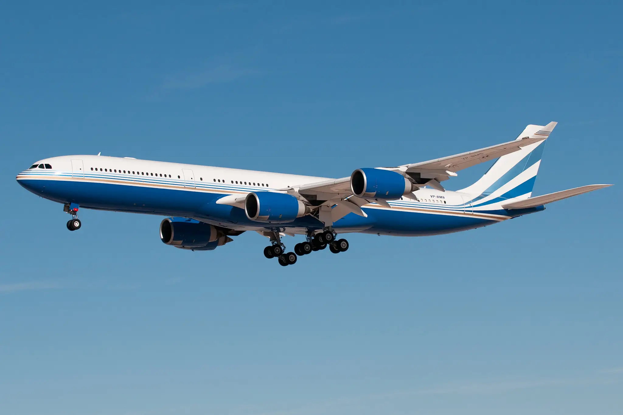 Airbus A340-500 | Ultra-Long Range Travel Experience | Fliteline