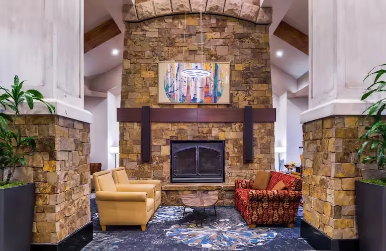 VISIT | Hayden Homes Amphitheater | Bend, Oregon