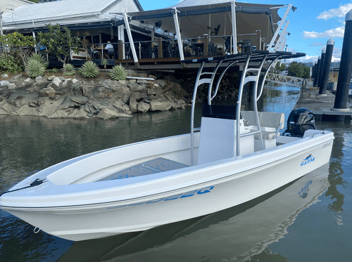 Carbine 600 Fury Centre Console