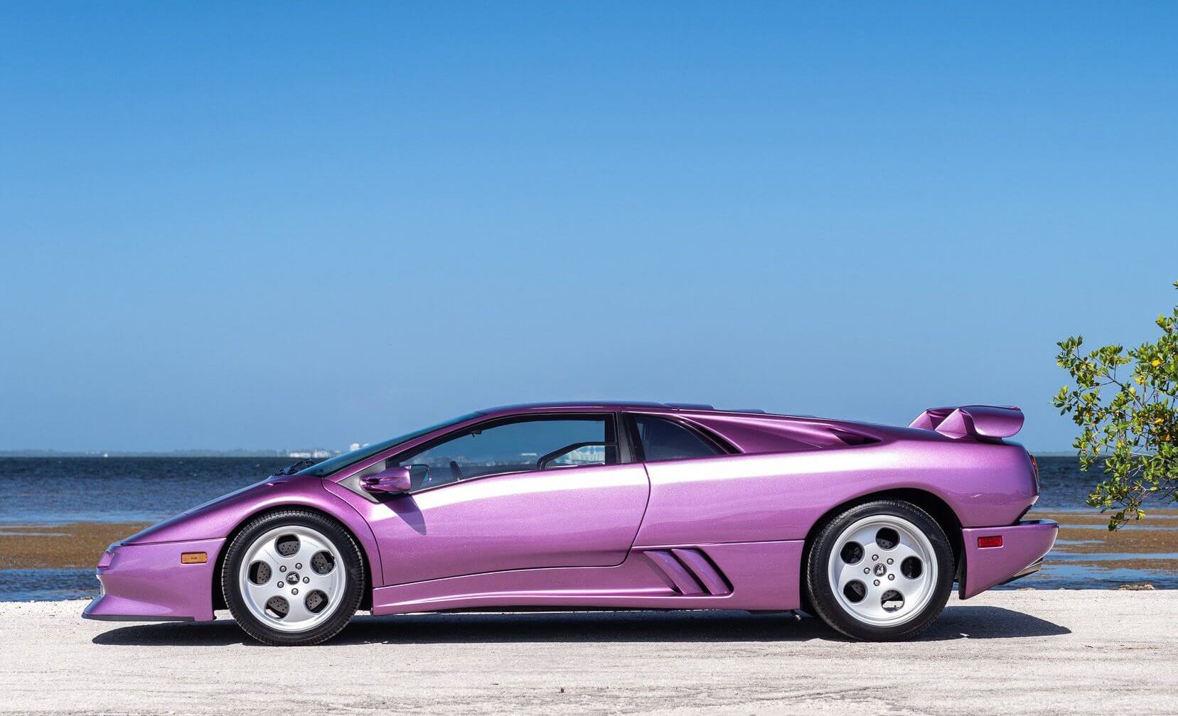 Lamborghini Diablo |The Poster Car of The 90s - PlotLand - Webflow HTML ...