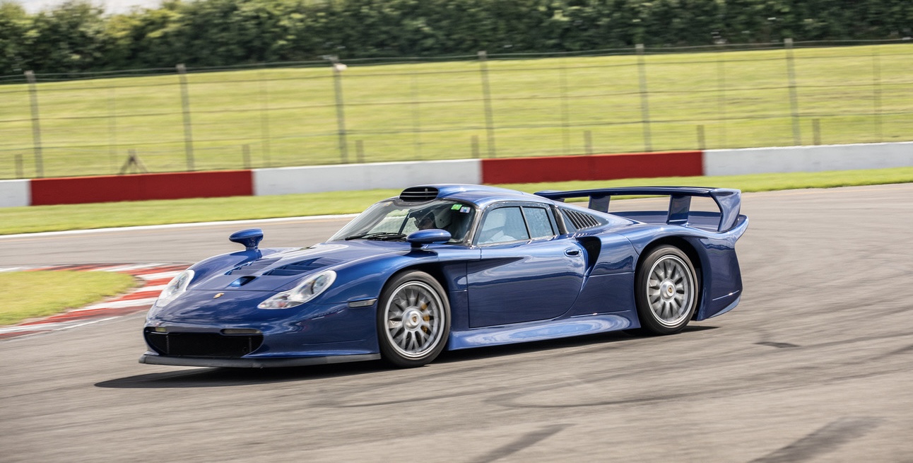 Supercar Driver Secret Meet - About