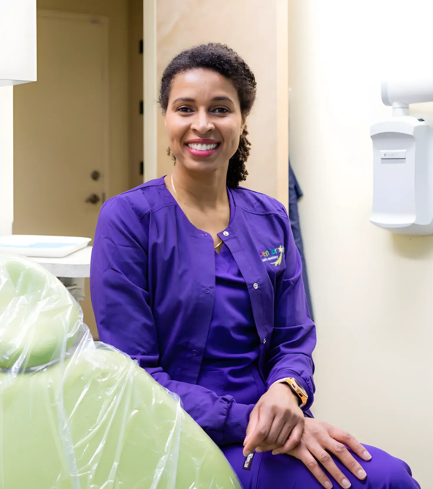 Dr Laurie Hyacinthe Open Bright Pediatric Dentistry P C New York Ny