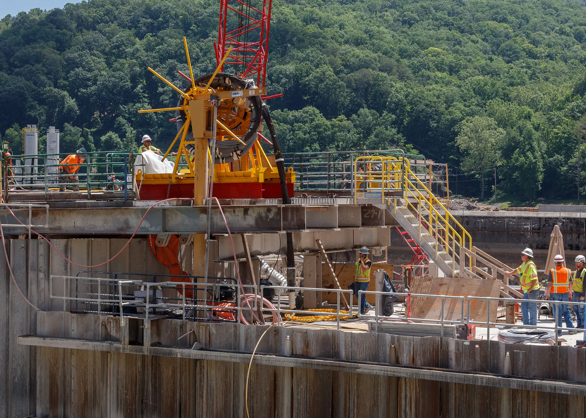 Cofferdams / River Mooring Cells | Brayman Construction