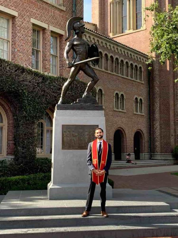 Nuvia Dental Implant Center Doctors