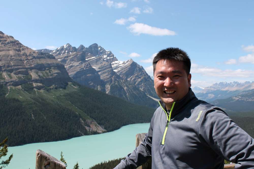 Nuvia Dental Implant Center Doctors