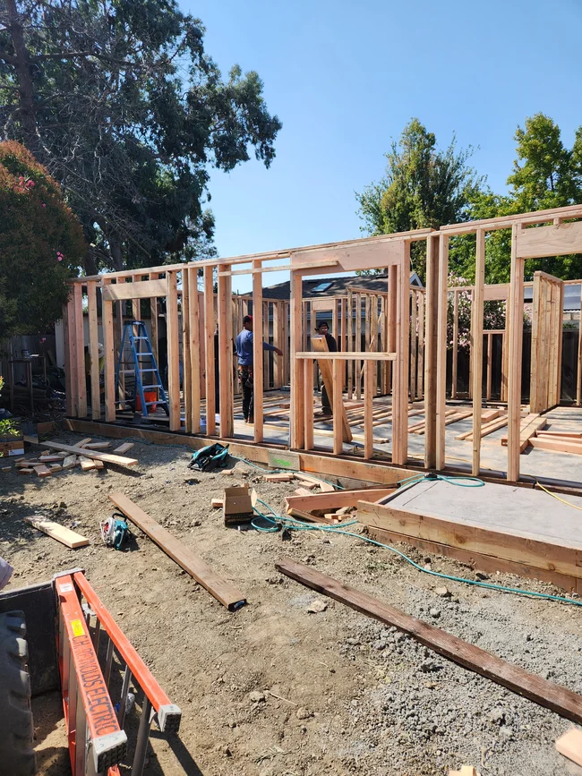 Contemporary Fremont DADU | Vargas Construction - ADU Services