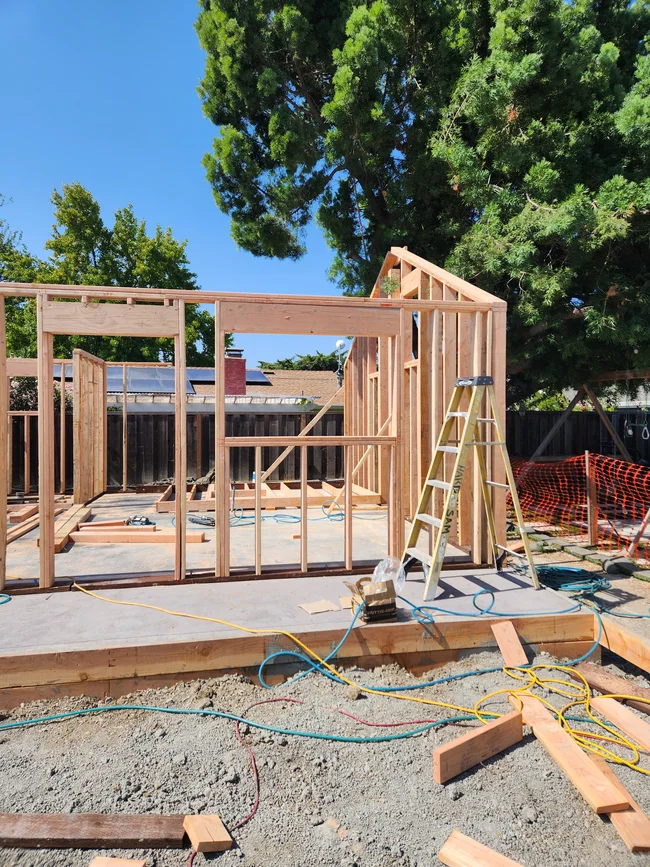 Contemporary Fremont DADU | Vargas Construction - ADU Services