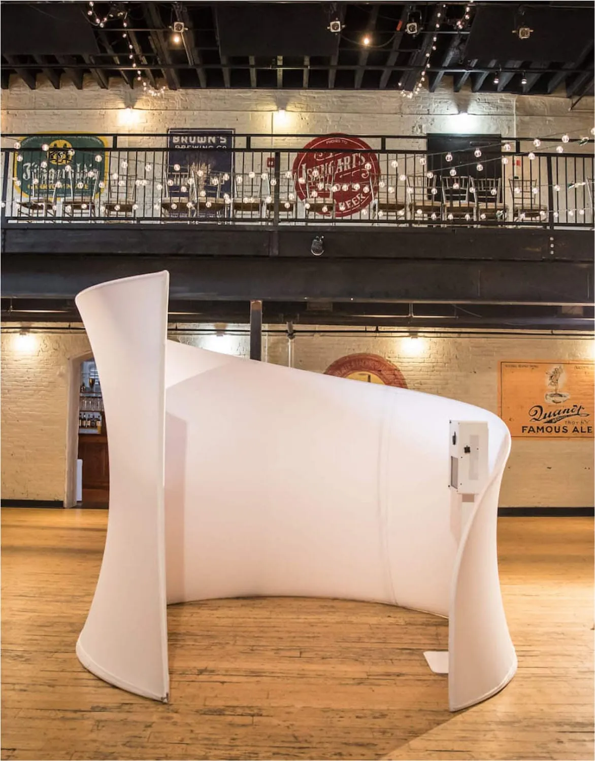 Experience Smile Lounge's Exclusive Lounge Booth
