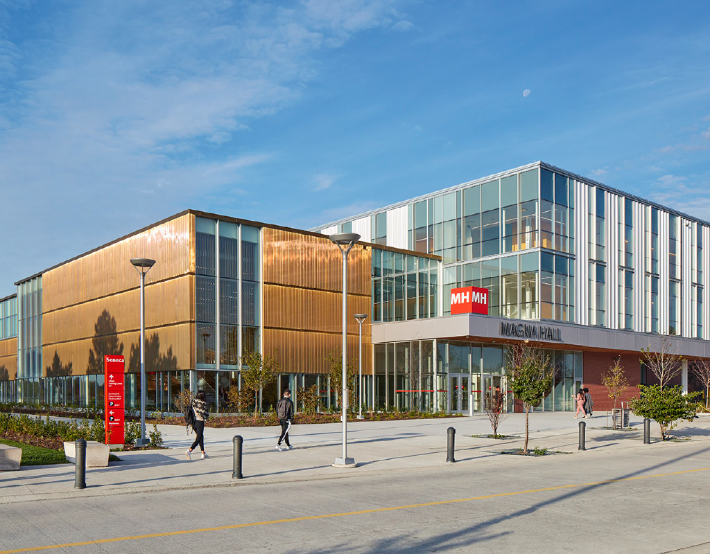 Estudia en Seneca Polytechnic Internacional