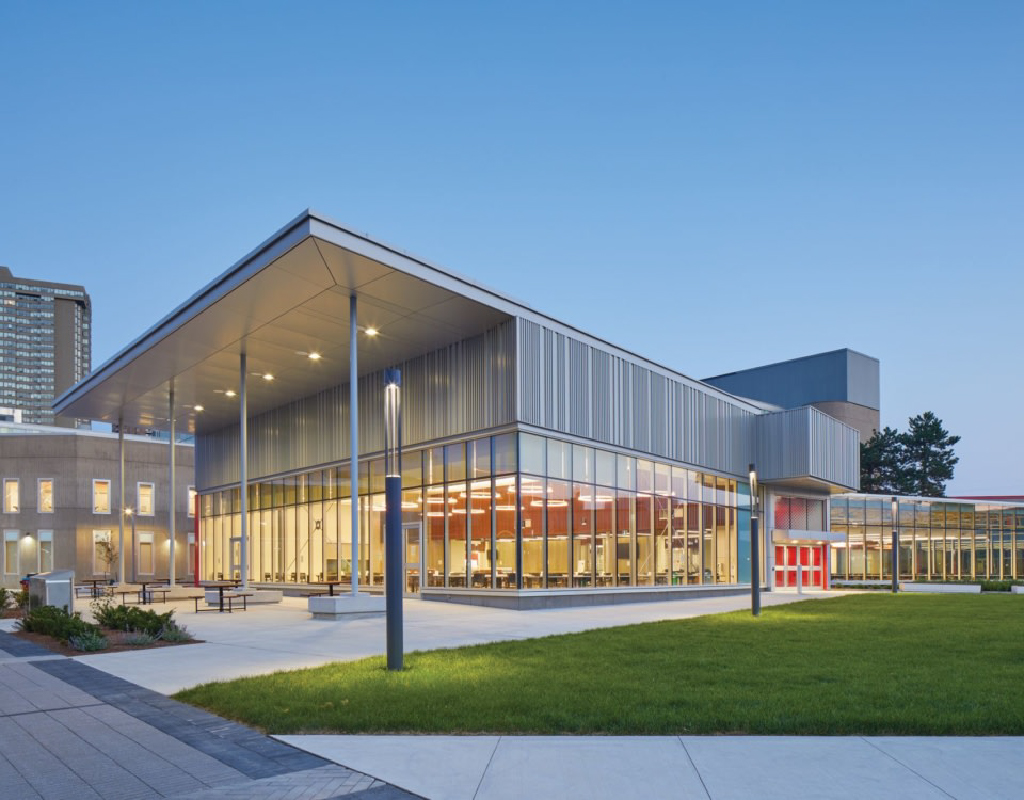 Estudia en Seneca Polytechnic Internacional