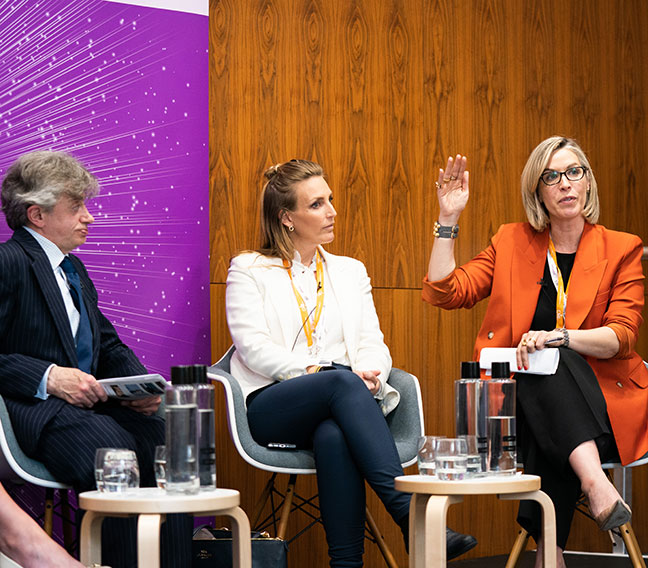 About | Dr Victoria Hurth