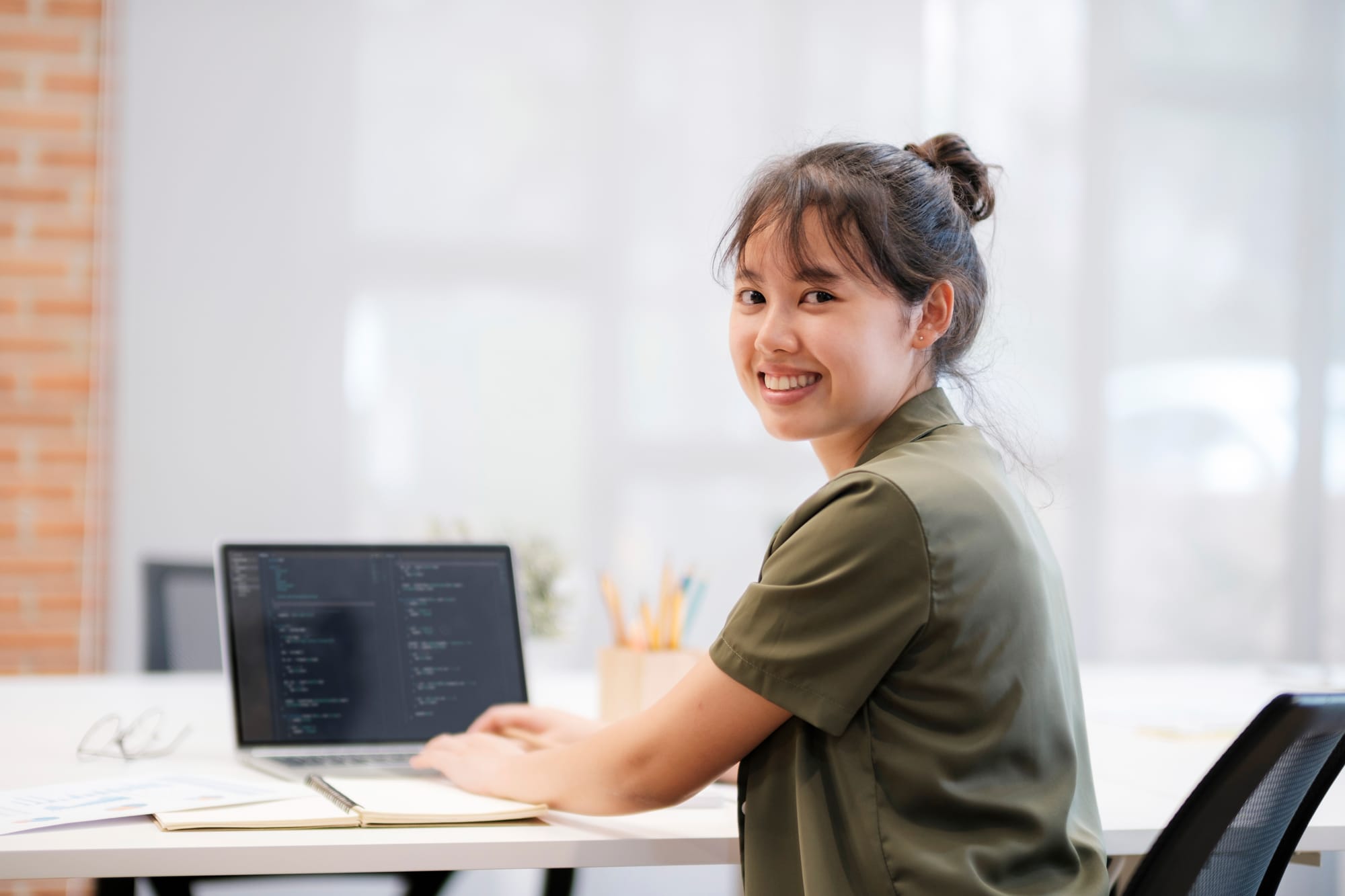 Mengenal Framework JavaScript dan Kegunaannya Mengenal Framework JavaScript dan Kegunaannya