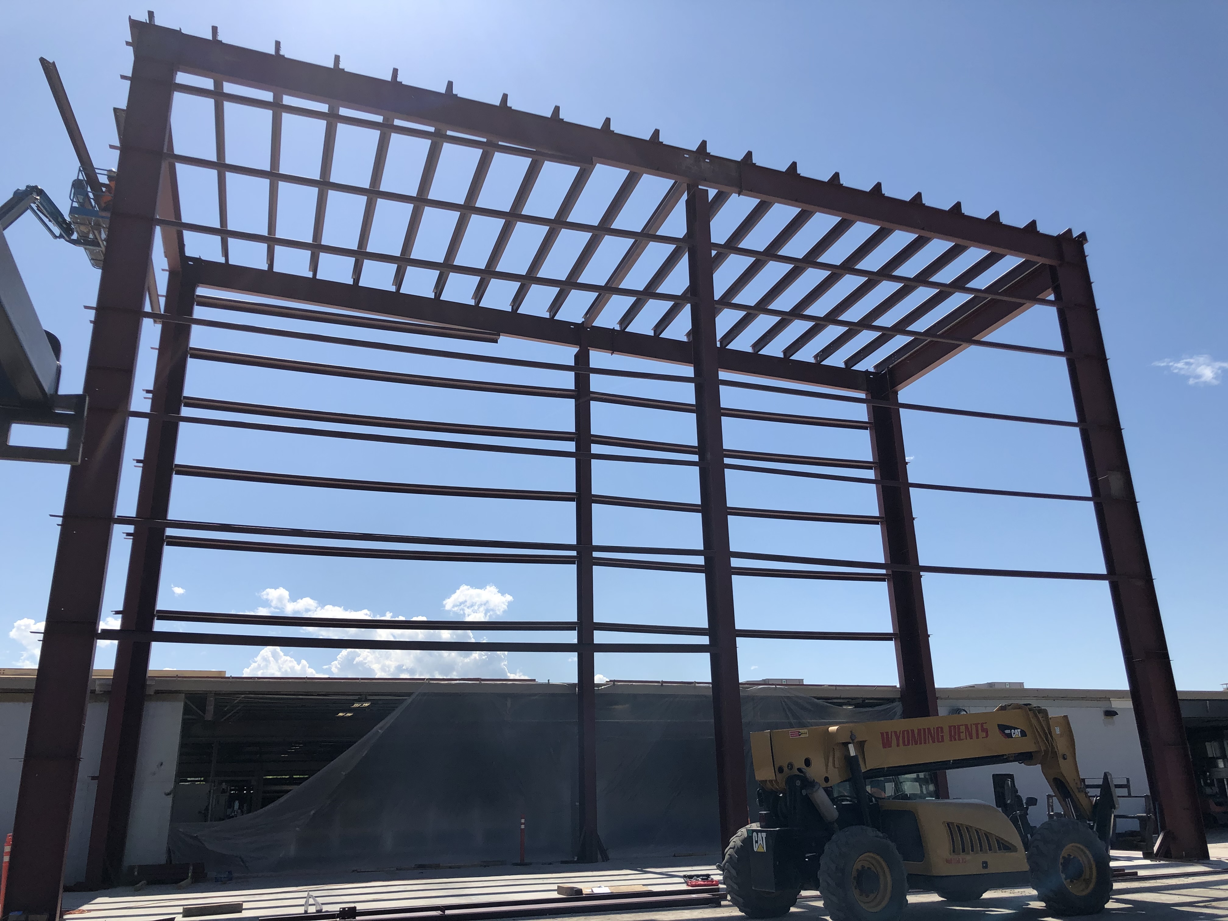 Title: The Power of Red Iron Steel Structures: Unveiling the Advantages