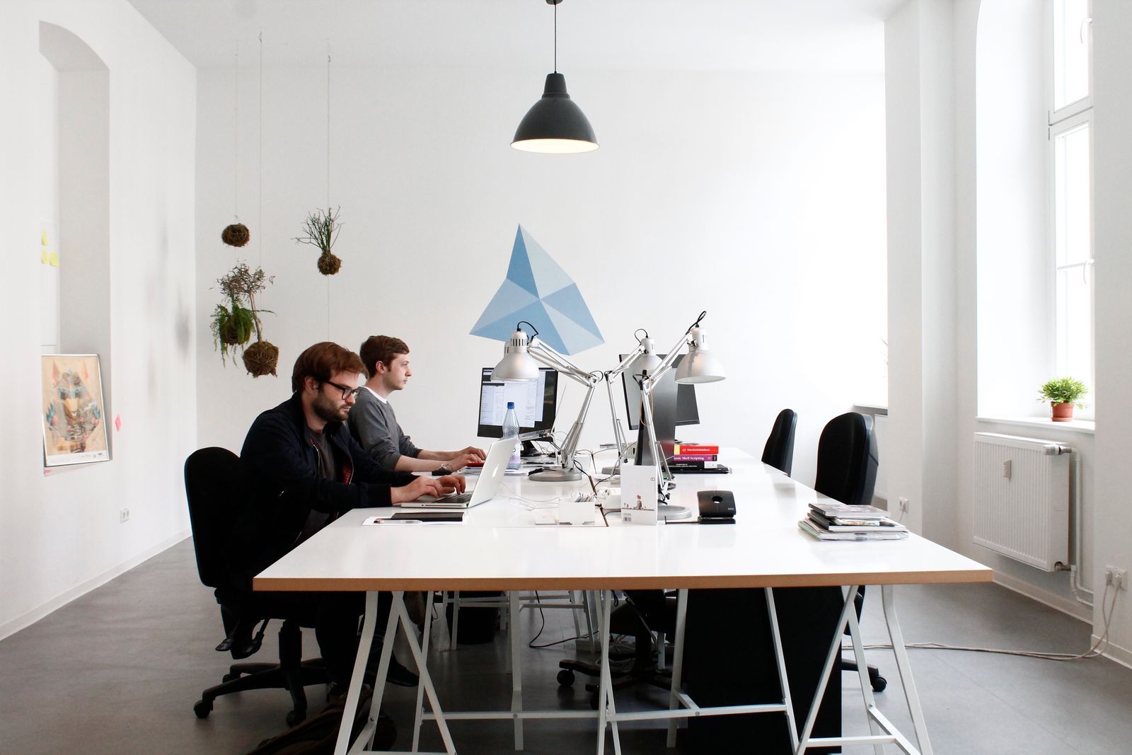 Setting Startup Office - Lateral