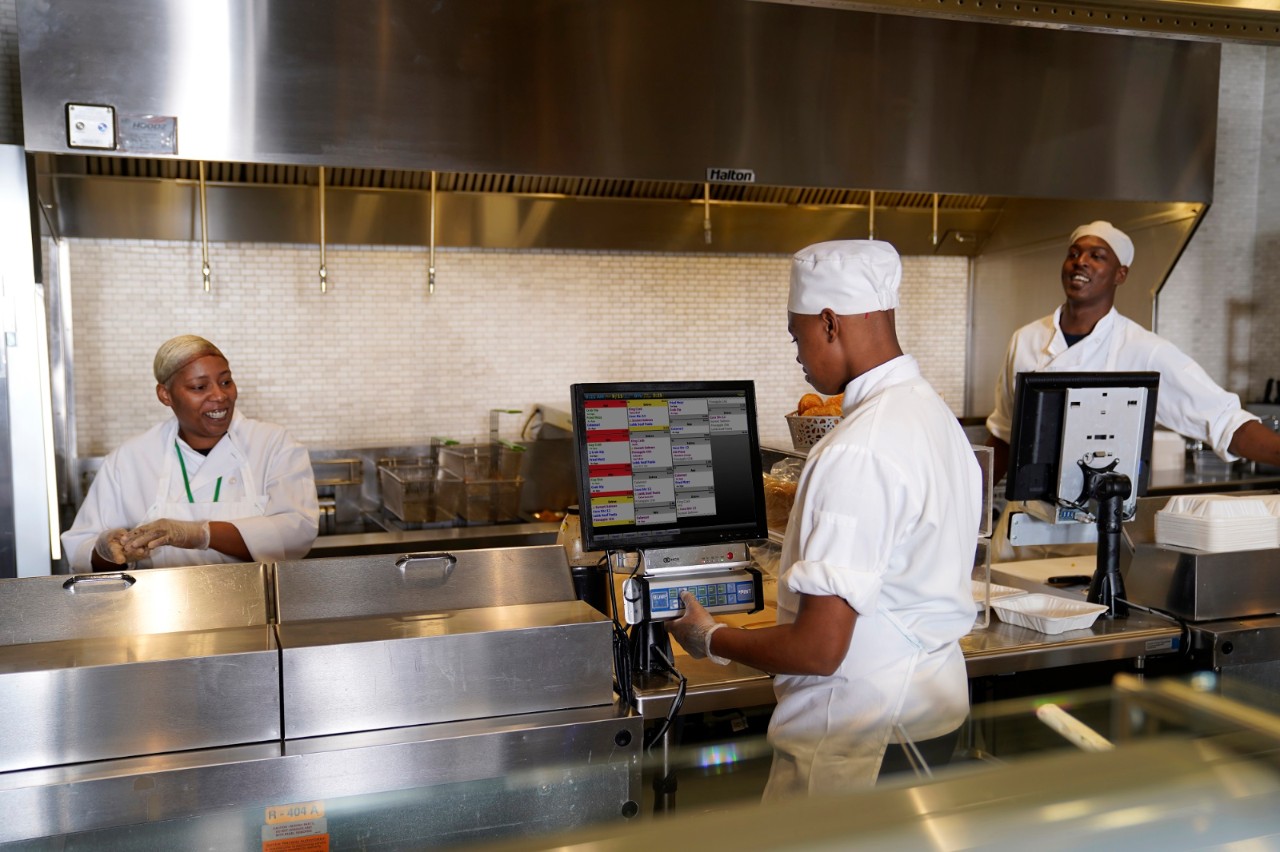 4 ways to fix kitchen chaos and deliver on off-premise orders ...