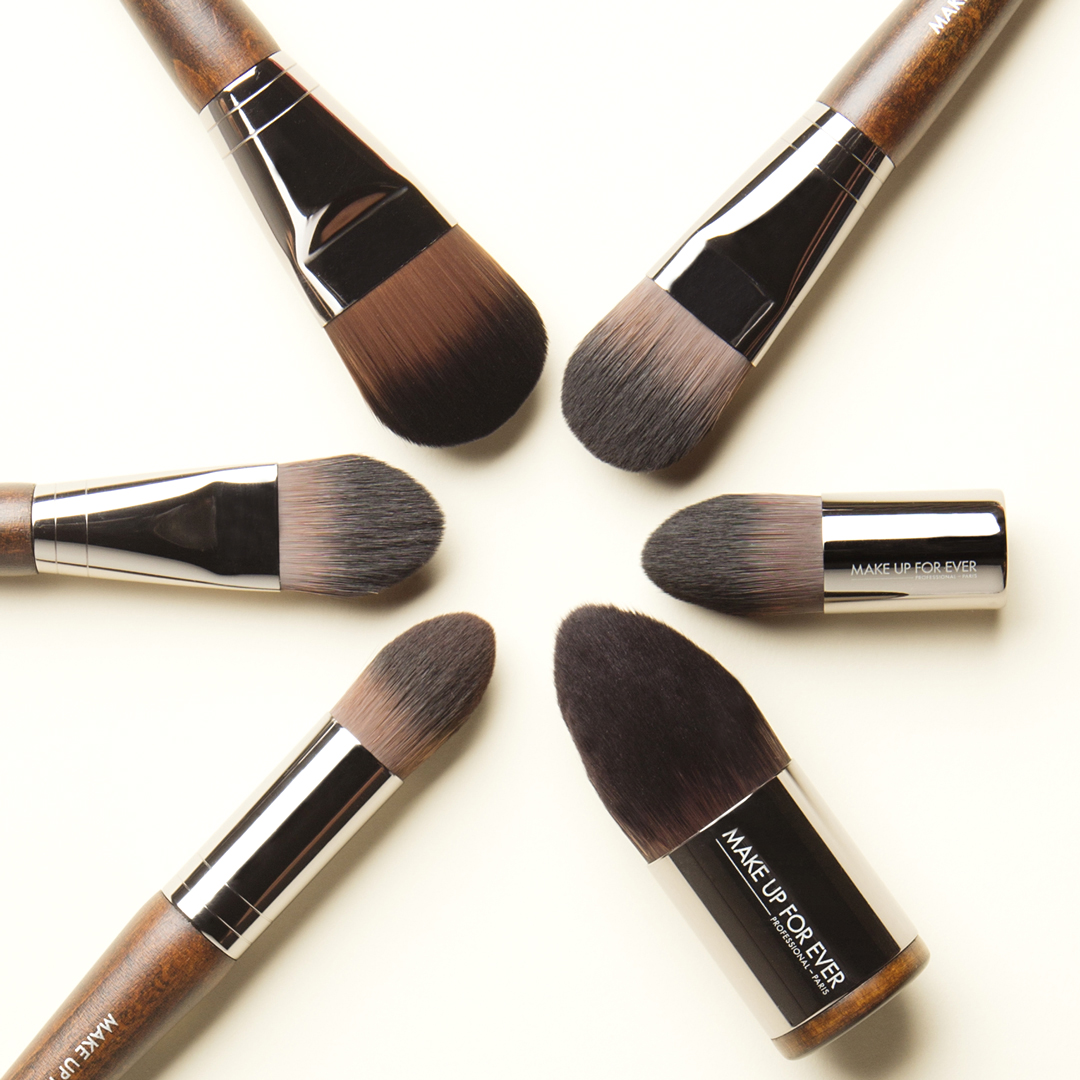 Maquillage post mortem — MAKE UP FOR EVER Academy Brussels