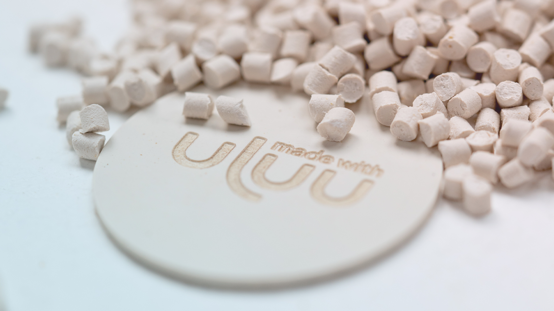 Products | Plastic alternative – Rigid products – Fabrics – Future ...