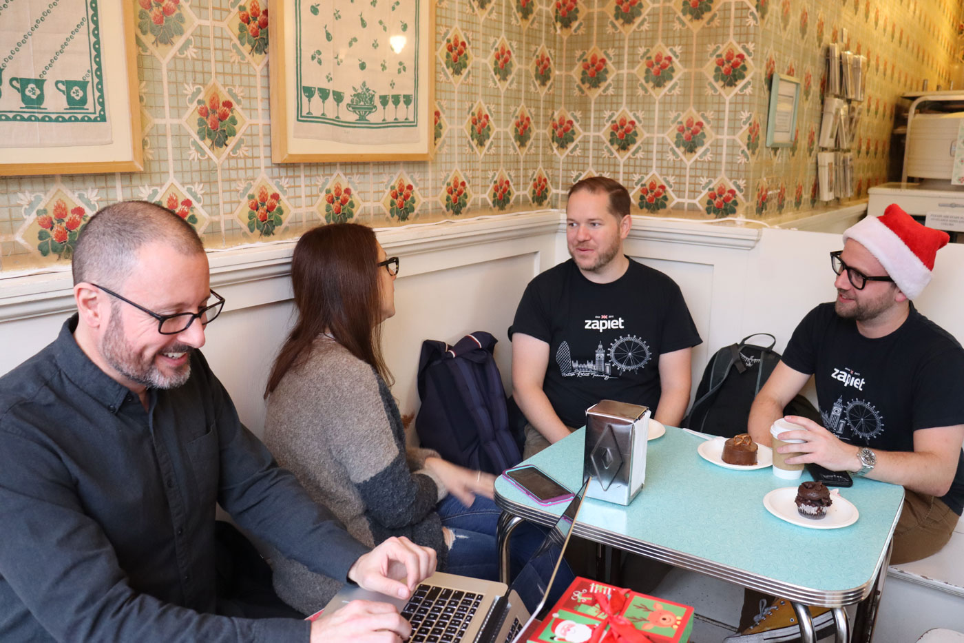 Is there anywhere more magical at Christmas than New York City? - Zapiet