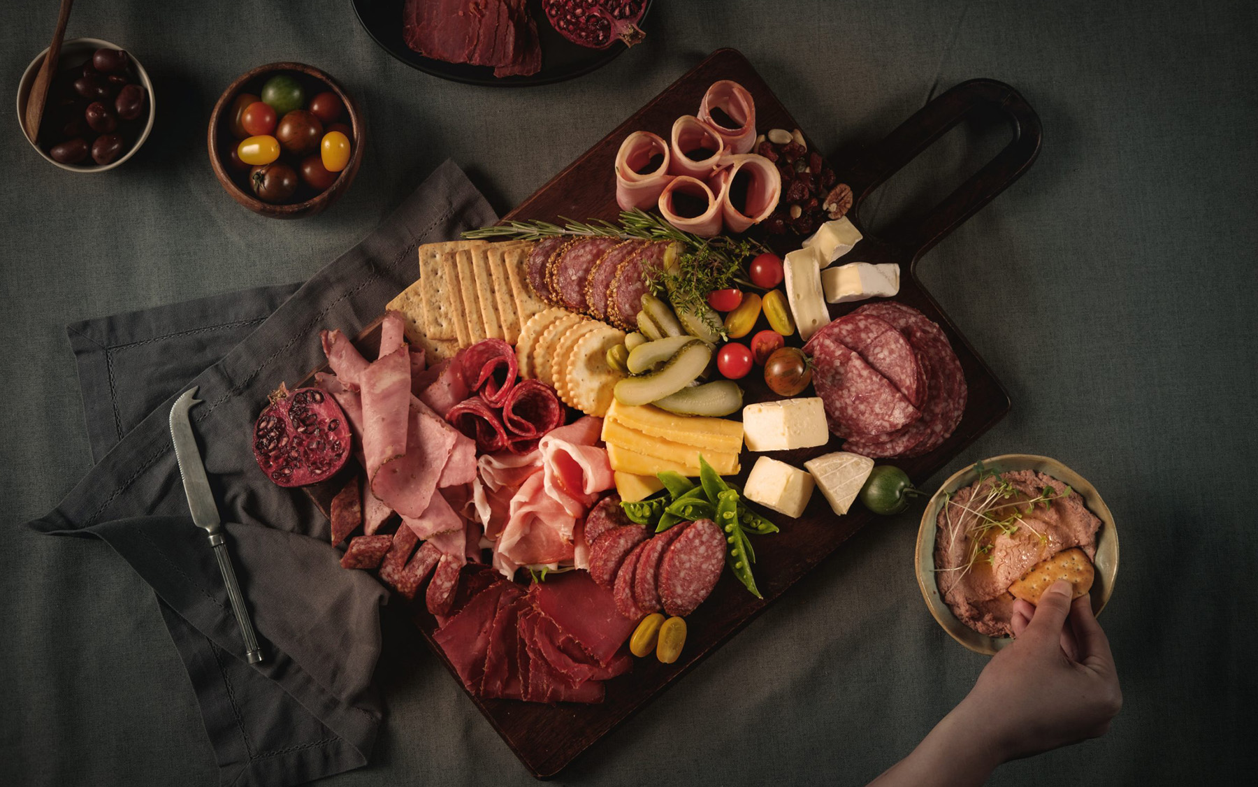 Charcuterie Board : Delicious Hartlief Recipe