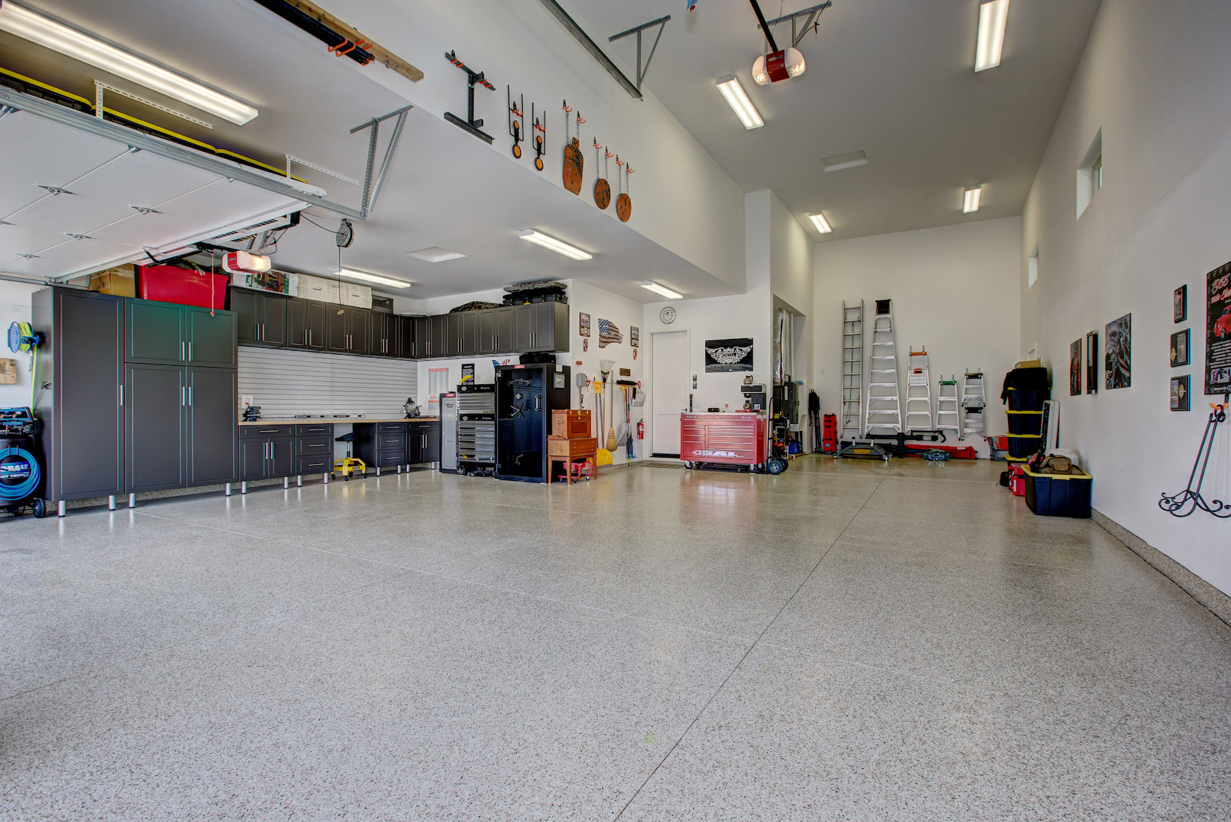 Popular Garage Floor Coating Options - Webfoot Home Improvements