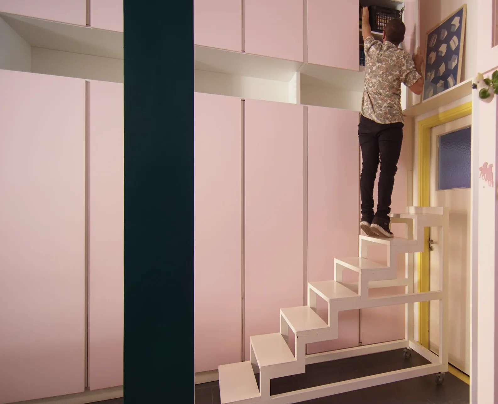 Make The Most Out of Your Storage: Floor-To-Ceiling Storage Solutions | Never Too Small