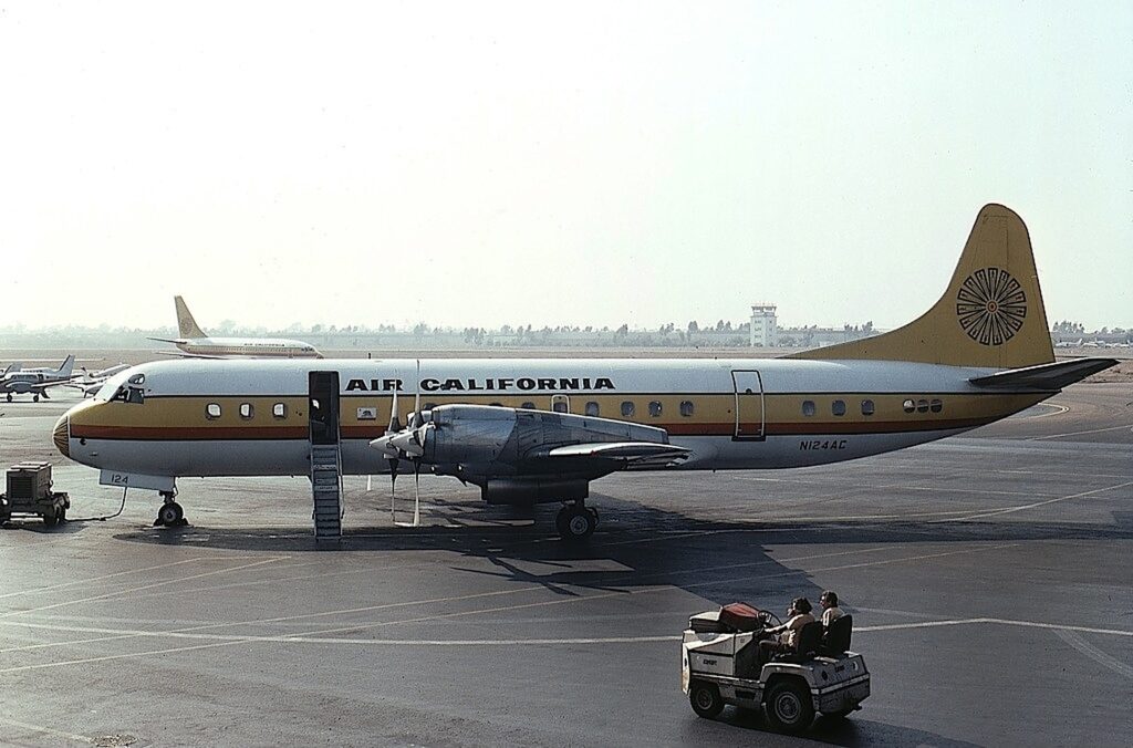 4/06/1981: Air California Is Rebranded Air Cal