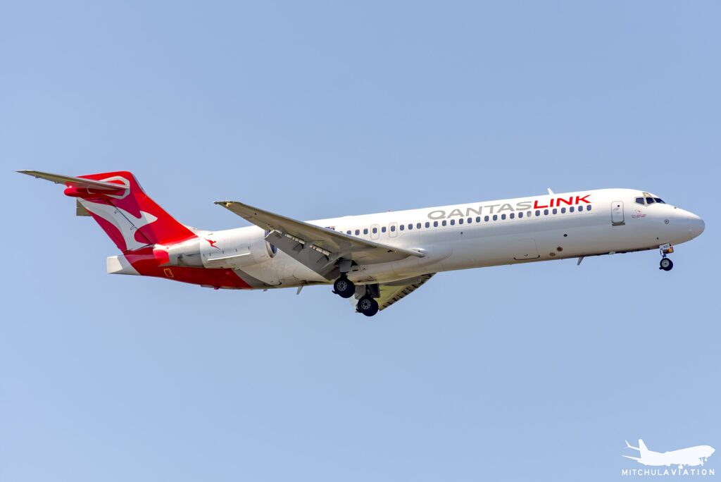 End of an Era: Qantas Bids Adieu to Its First Boeing 717