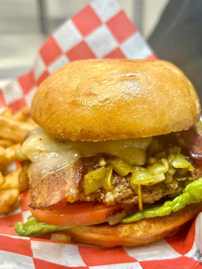 Savvy's Bar & Grill | Arizona's Premier Sports Bar and Grill