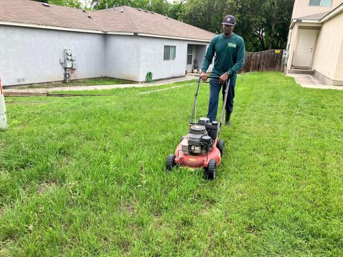 The Best Lawn Mowing Service in Texas | Texas Terrain Lawn Care
