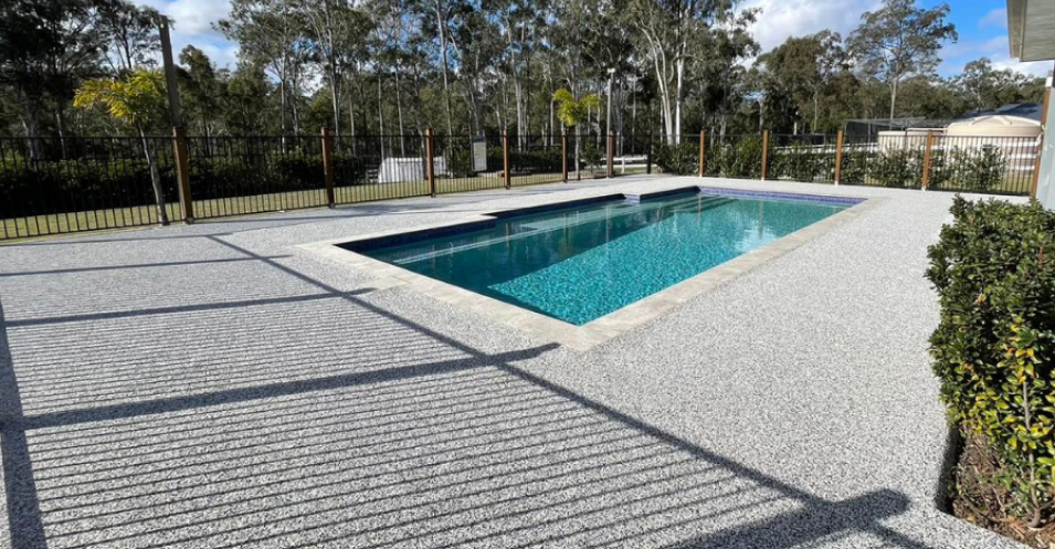 Expert Rubber Paving Solutions - Quick & Lasting Upgrade