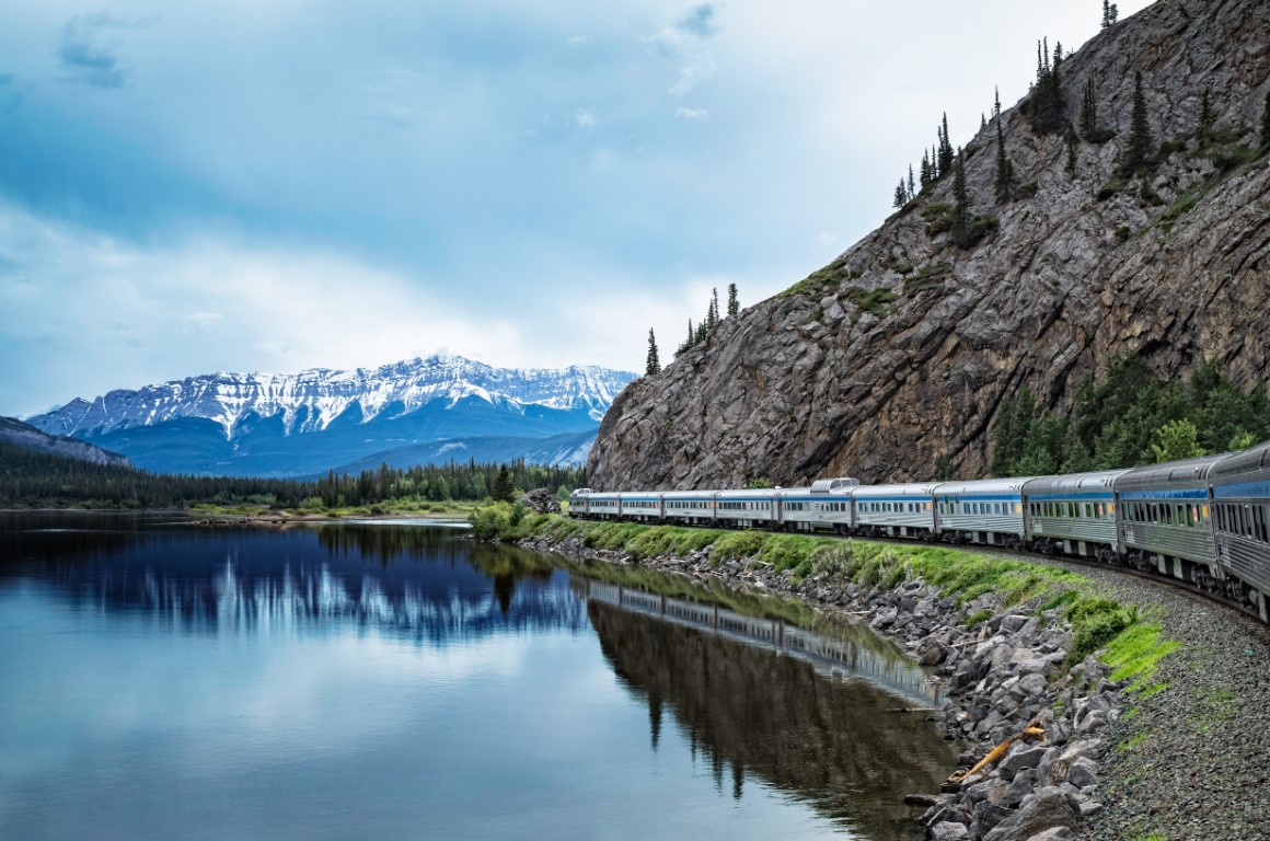 Jasper Train Tours | SunDog Transportation and Tour Co.