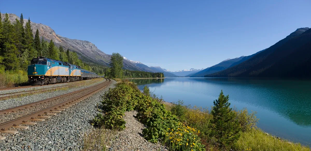 Jasper Train Tours | SunDog Transportation and Tour Co.
