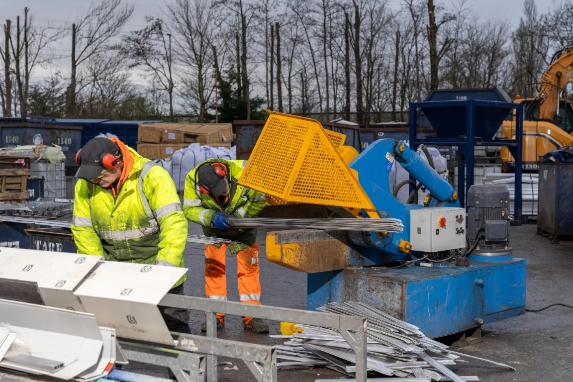 Contact - Tom Martin & Company: Your Trusted Partner in Scrap Metal ...